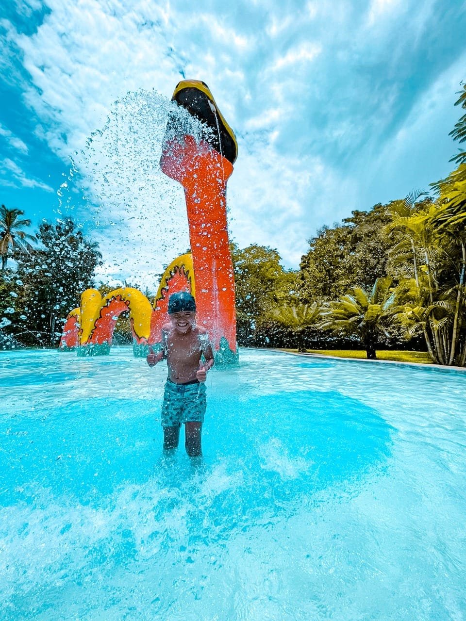 Kanaloa | Santa Fe de Antioquia - Aves y Naturaleza